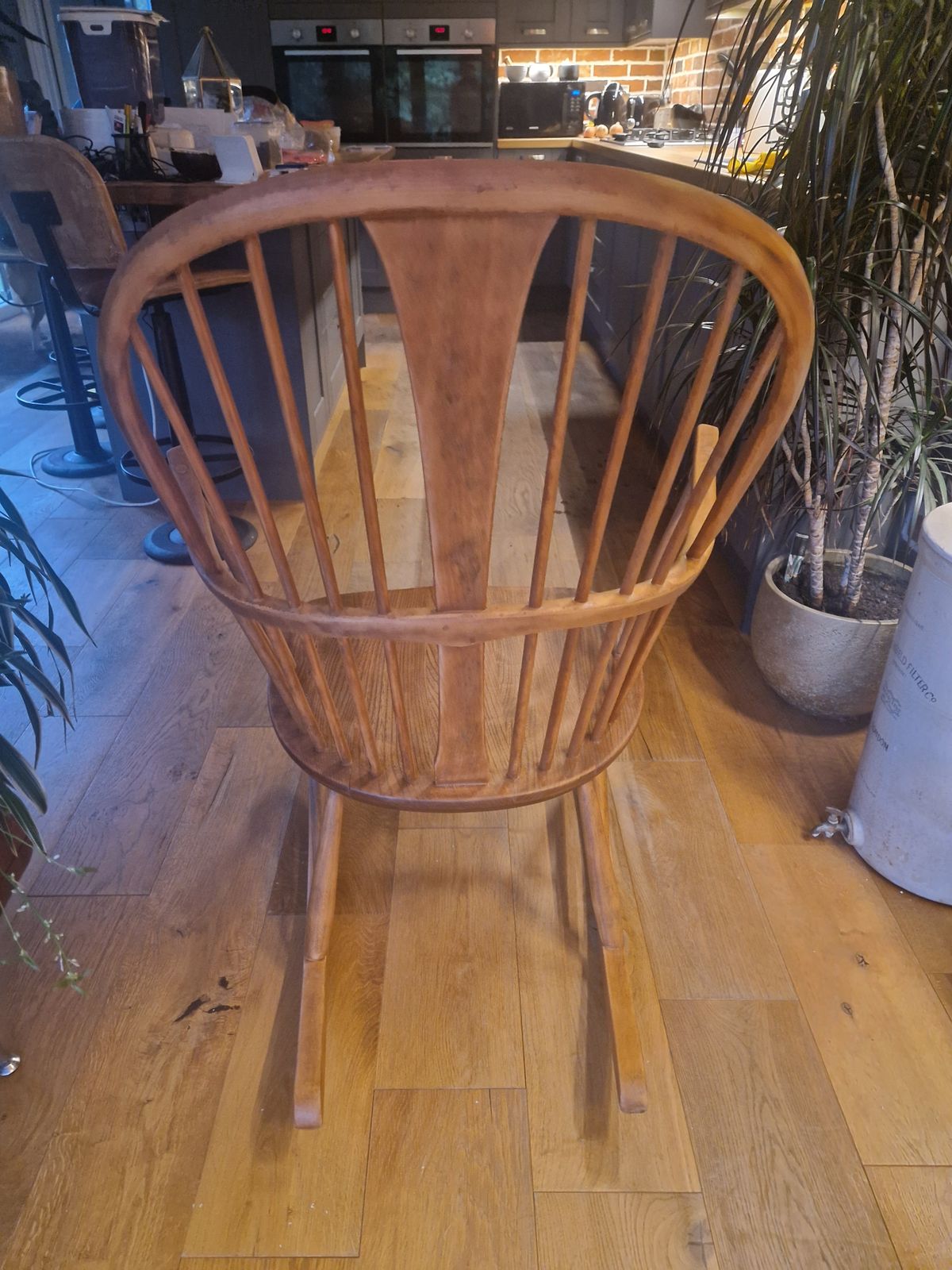 1983 Ercol 473 Chairmakers Rocking Chair | Ercol | Vinterior