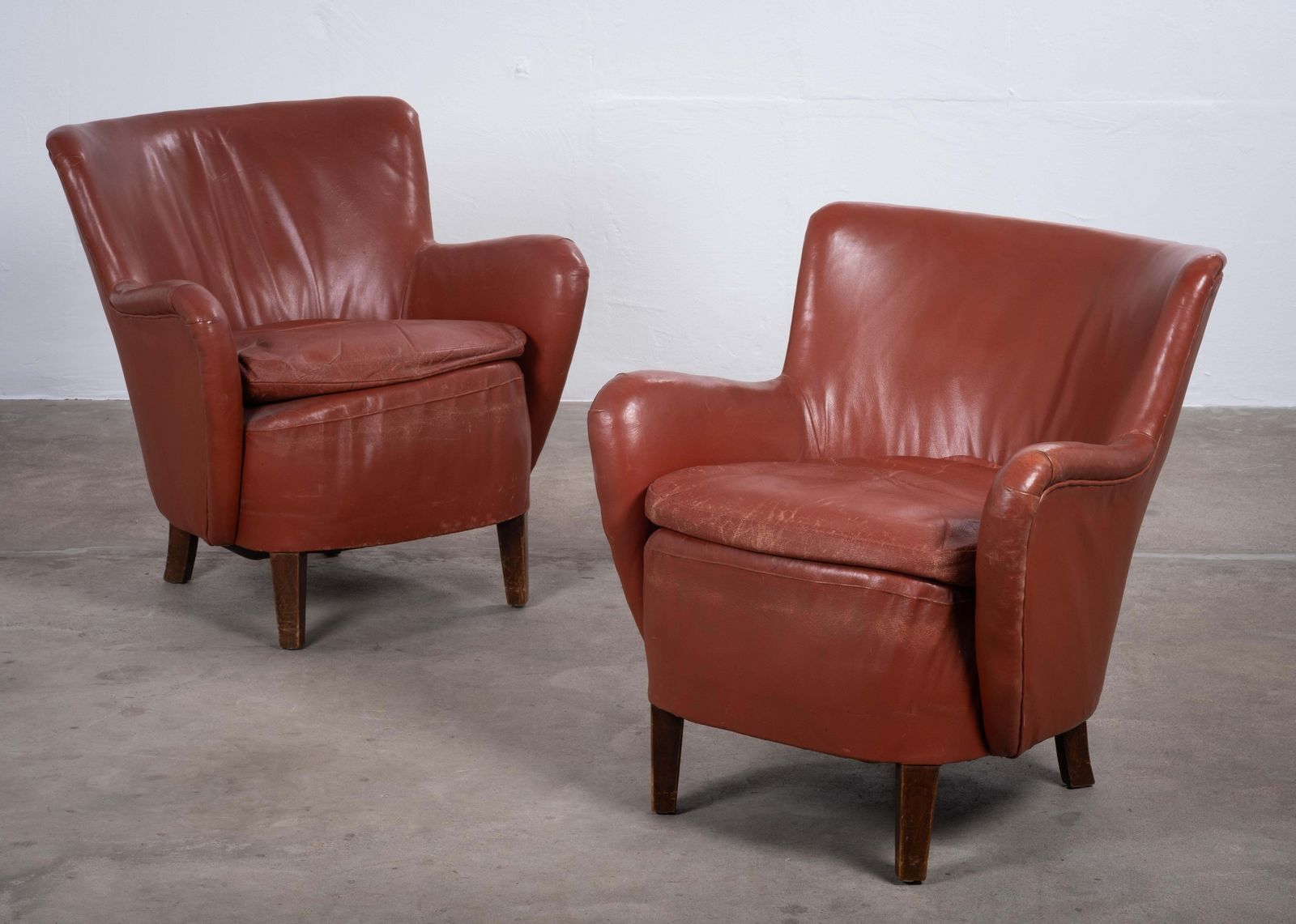 Paar Deense Clubfauteuils In Leer, Jaren 1930 | Vinterior
