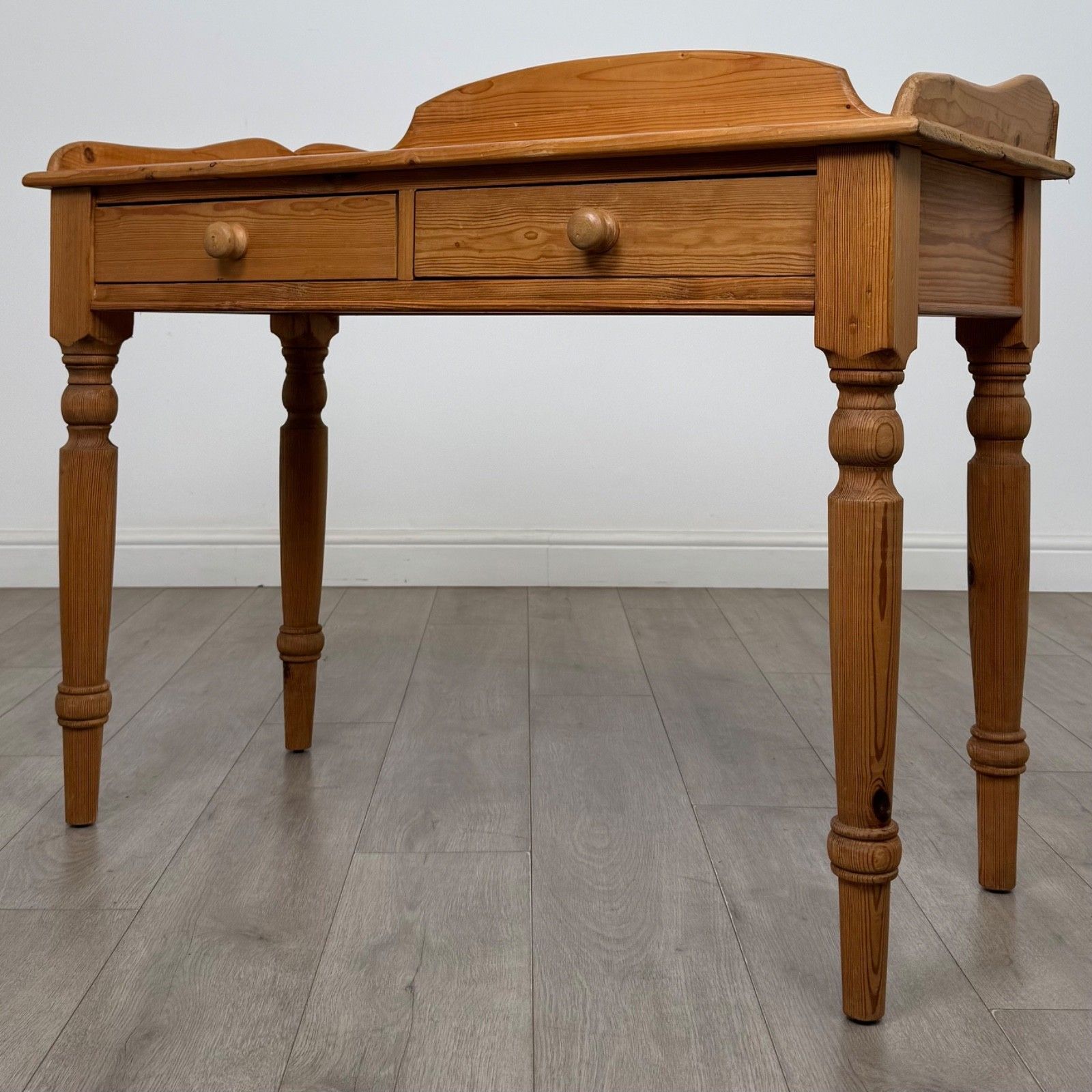 Vintage 20th Century Writing Table In Pine ( Af 5749 ) | Vinterior