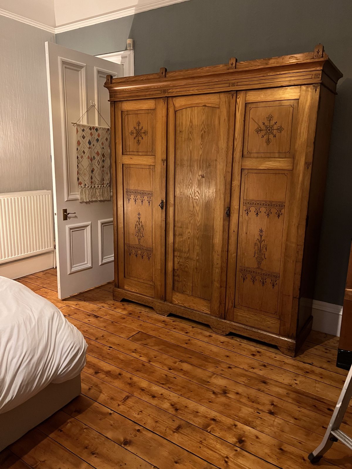 Ornately Carved Victorian Wardrobe | Vinterior