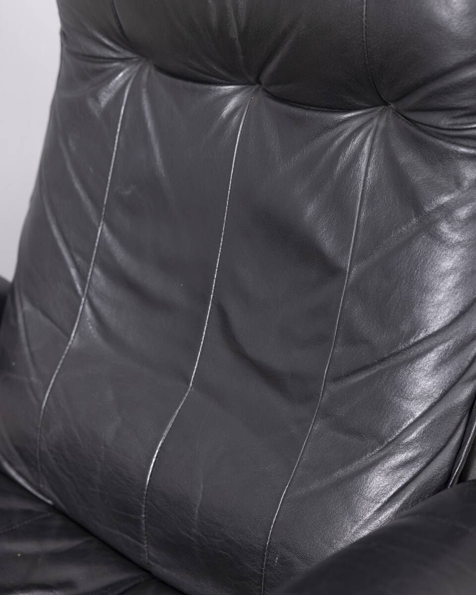 Vintage 1970s Armchair With Footrest In Metal | Vinterior