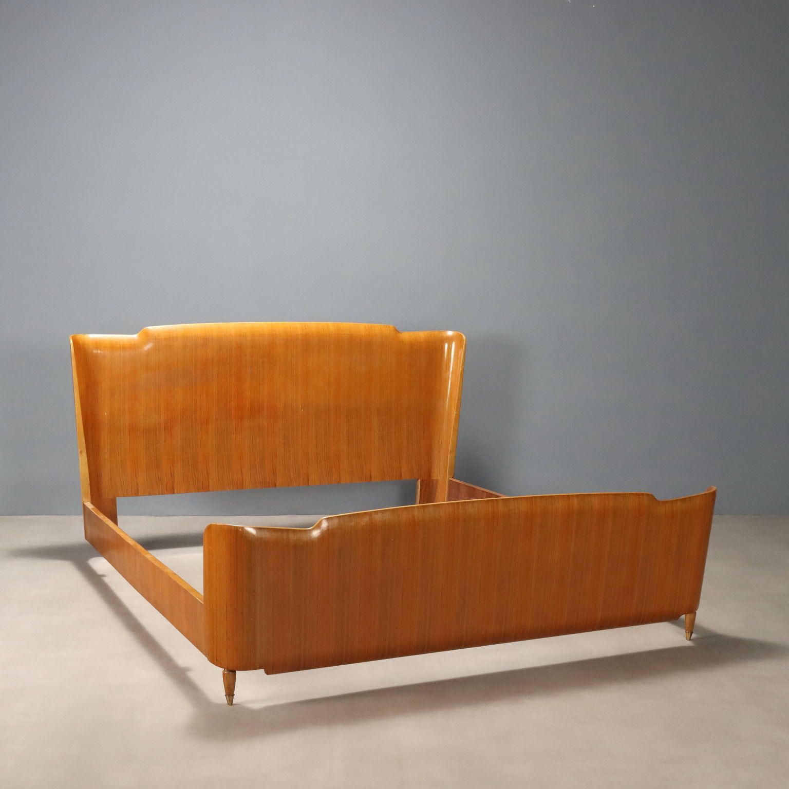 Vintage Double Bed Walnut Veneer Design Italy 1950s | Vinterior