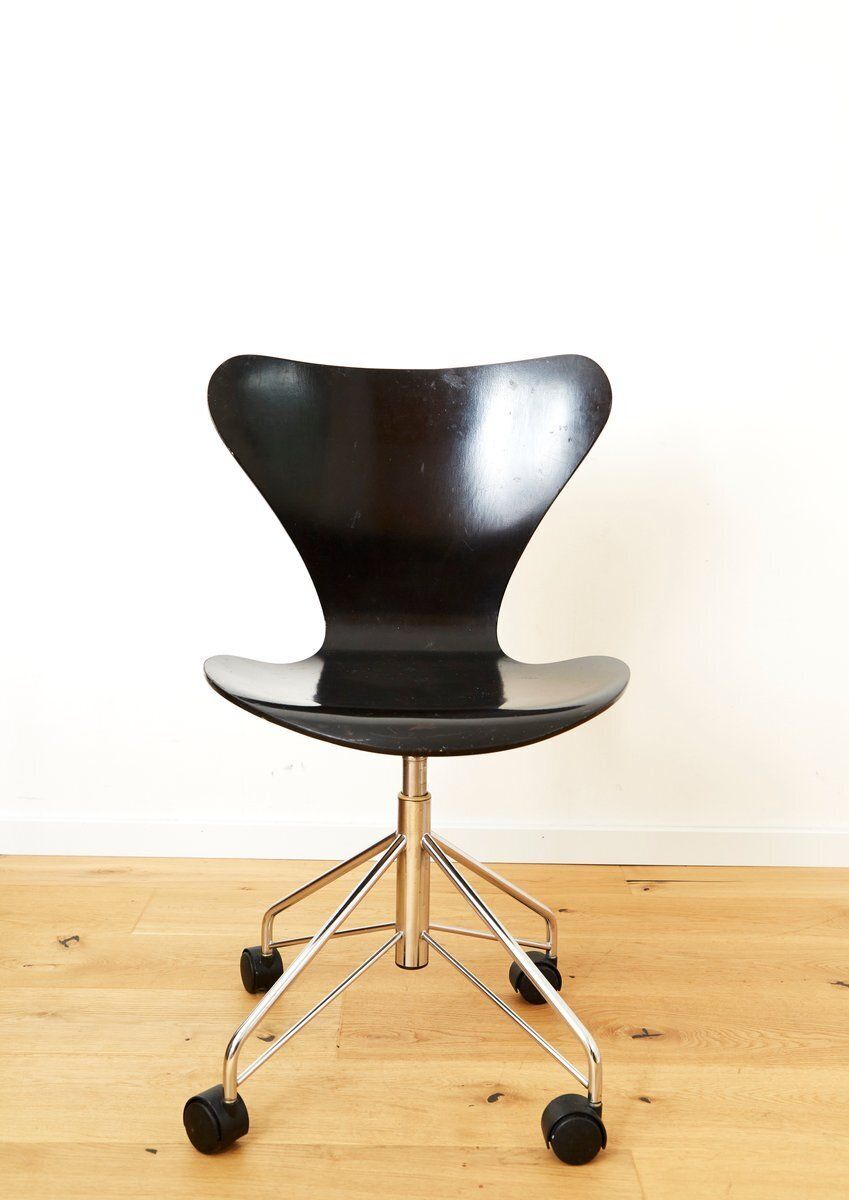 Model 3117 Office Chair By Arne Jacobsen For Fritz Hansen, 1980s ...