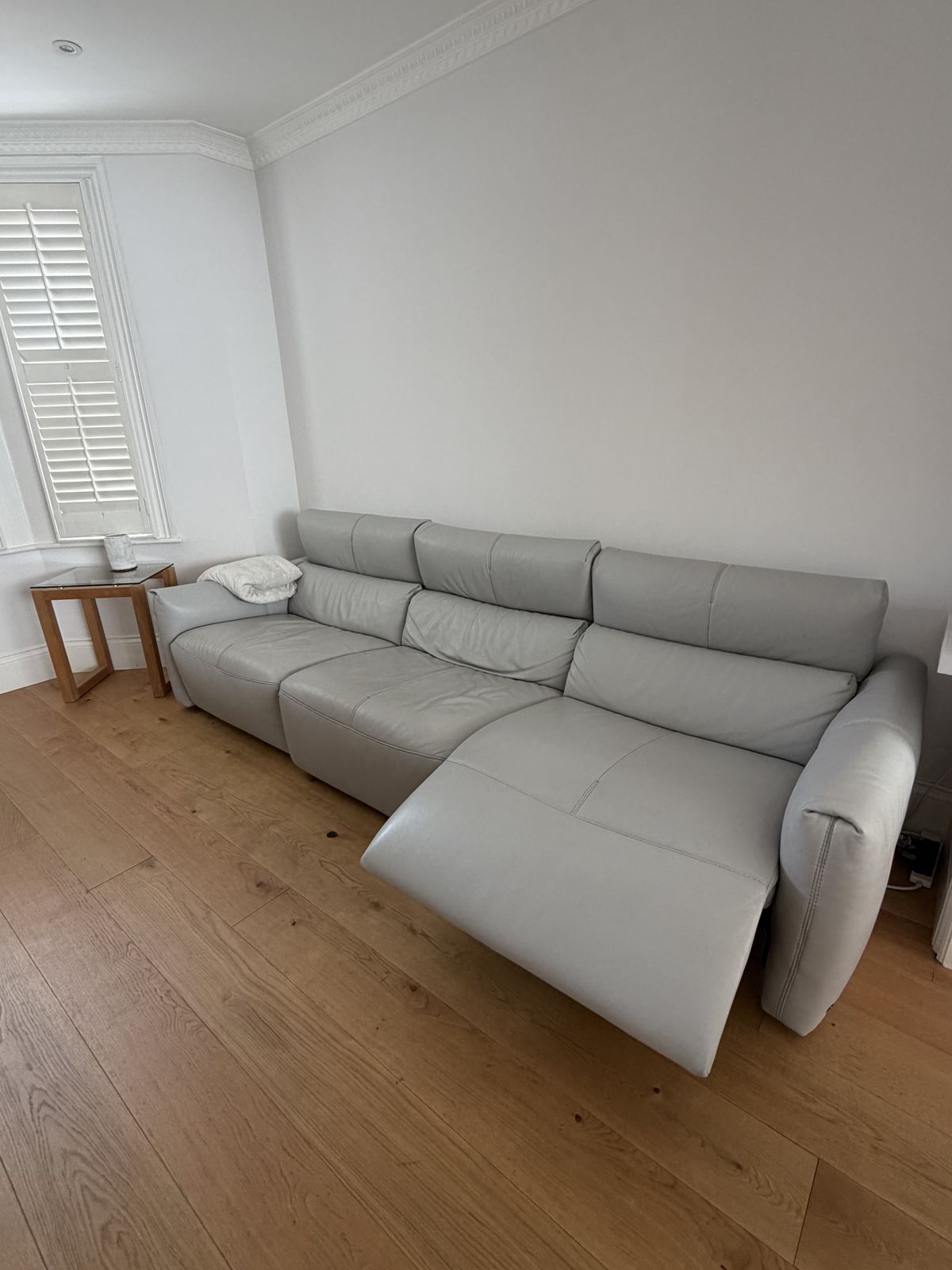 Natuzzi Editions Mod3029 Electric Reclining Leather Sofa – Full Grain ...
