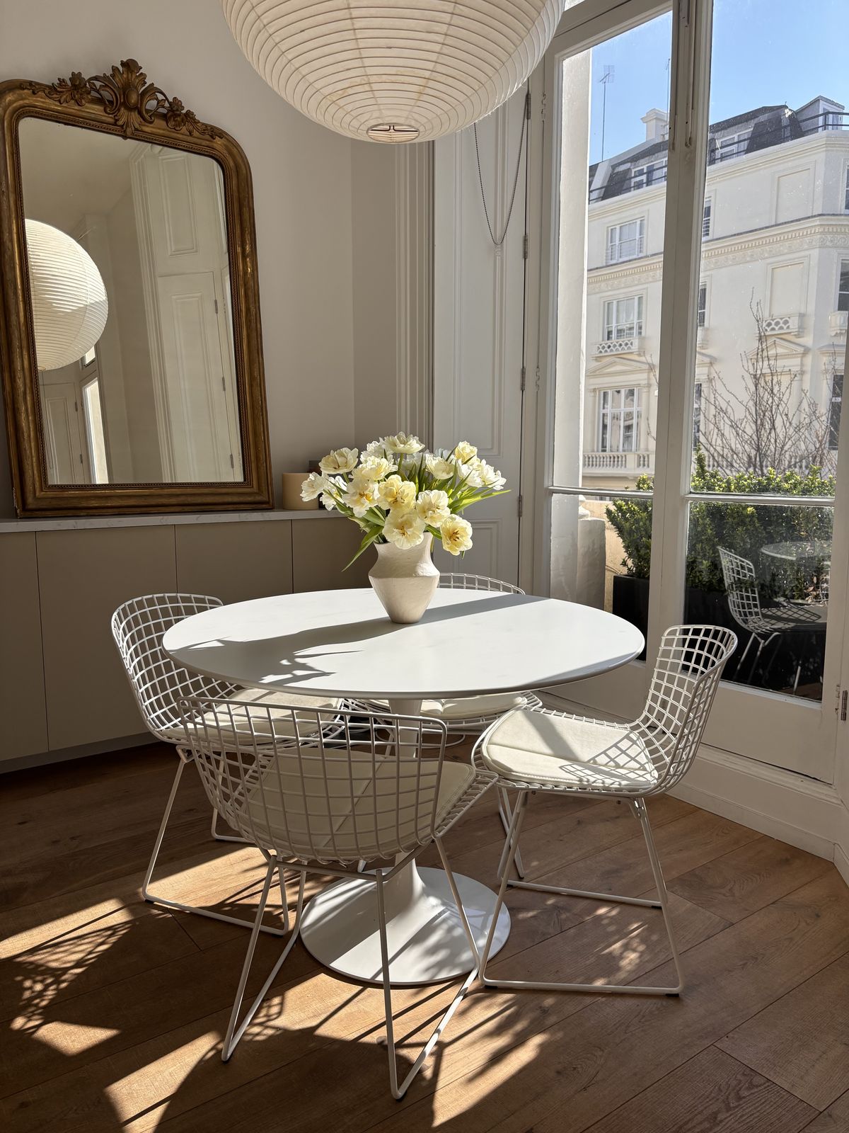 Knoll Studio Eero Saarinen Tulip Dining Table | Eero Saarinen | Knoll ...