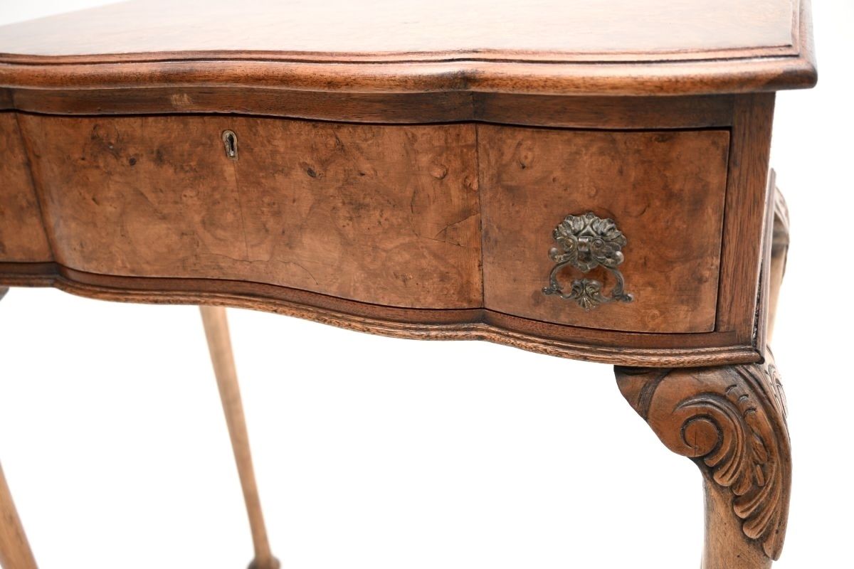 Antique Burr Walnut Console / Side Table | Vinterior