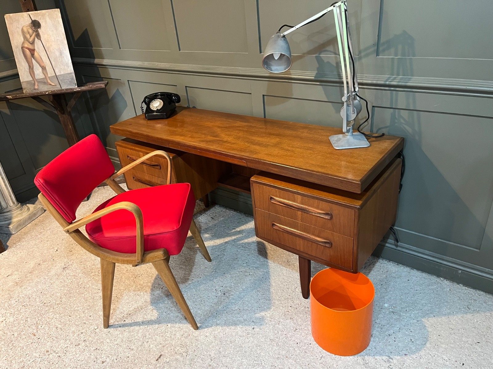 Teak Desk By G Plan Circa 1970’s Fresco Range | G Plan | Vinterior