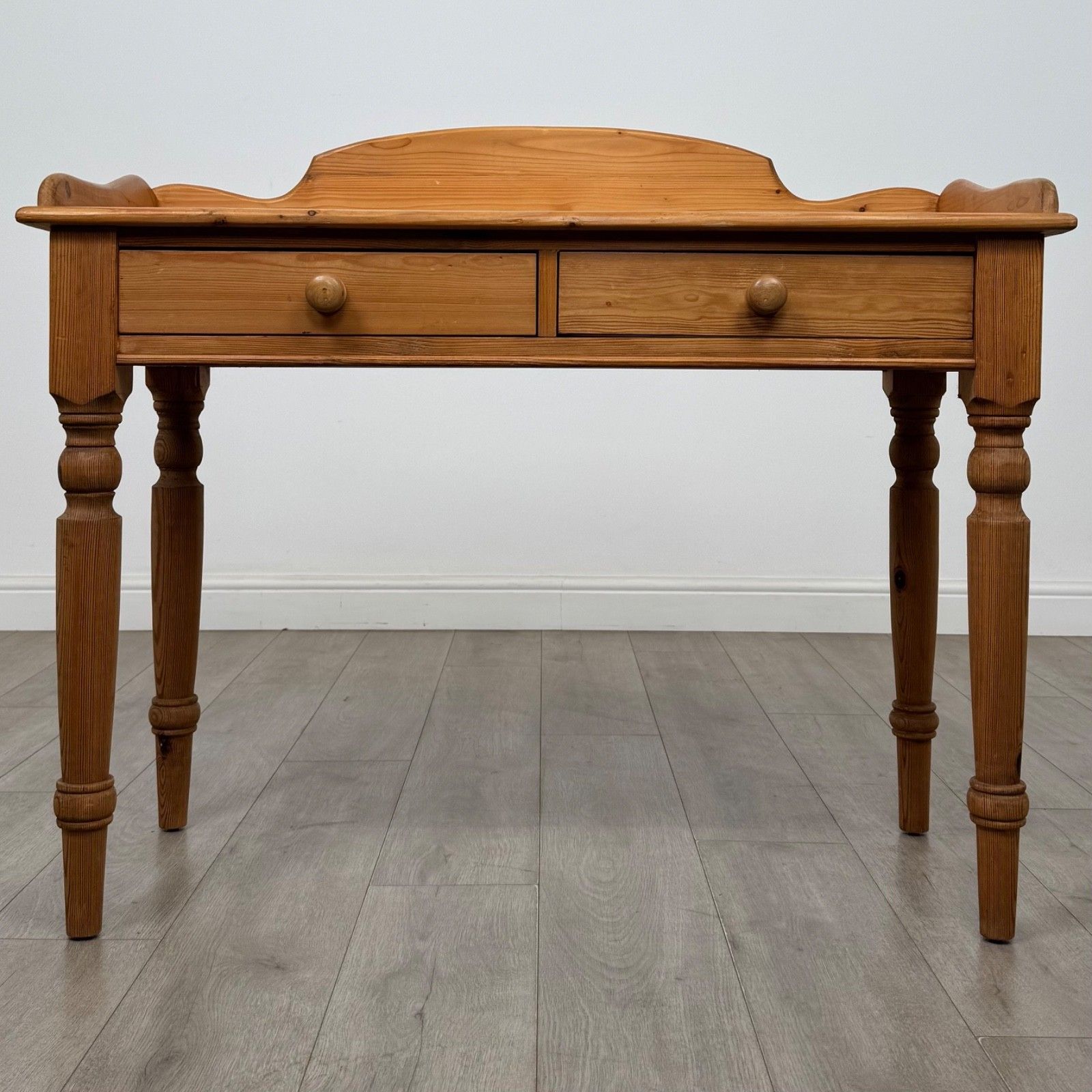 Vintage 20th Century Writing Table In Pine ( Af 5749 ) | Vinterior
