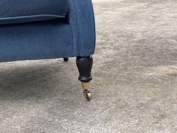 A Fine Vintage Parker Knoll Armchair | Vinterior