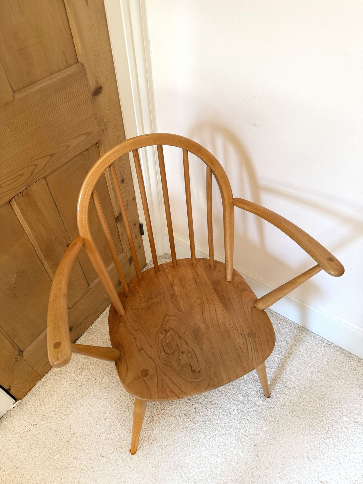 Original Vintage Ercol Windsor 370a Carver Chair | Lucian Ercolani ...