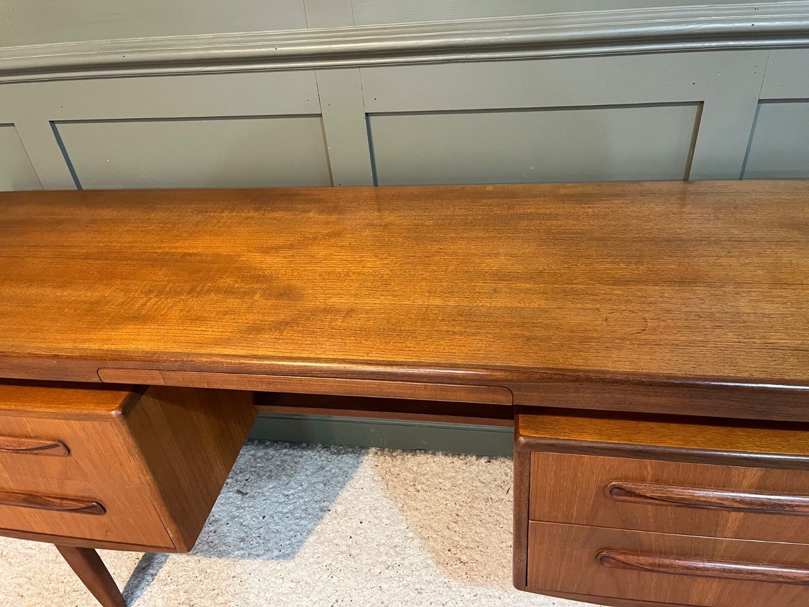 Teak Desk By G Plan Circa 1970’s Fresco Range | G Plan | Vinterior