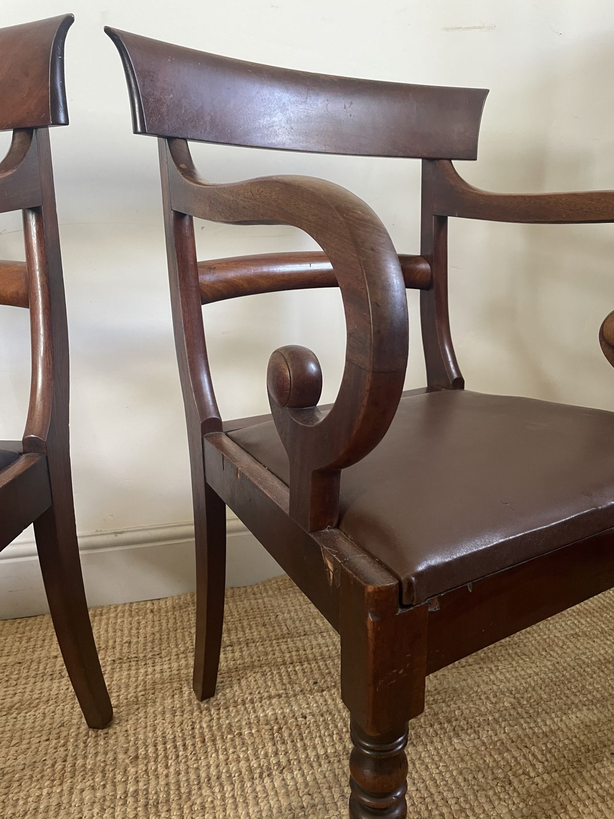 A Near Pair Of Antique Mahogany Carver Chairs | Vinterior