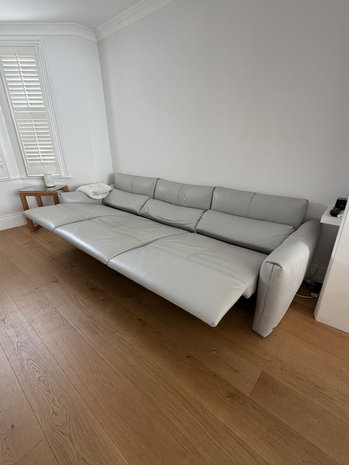 Natuzzi Editions Mod3029 Electric Reclining Leather Sofa – Full Grain ...