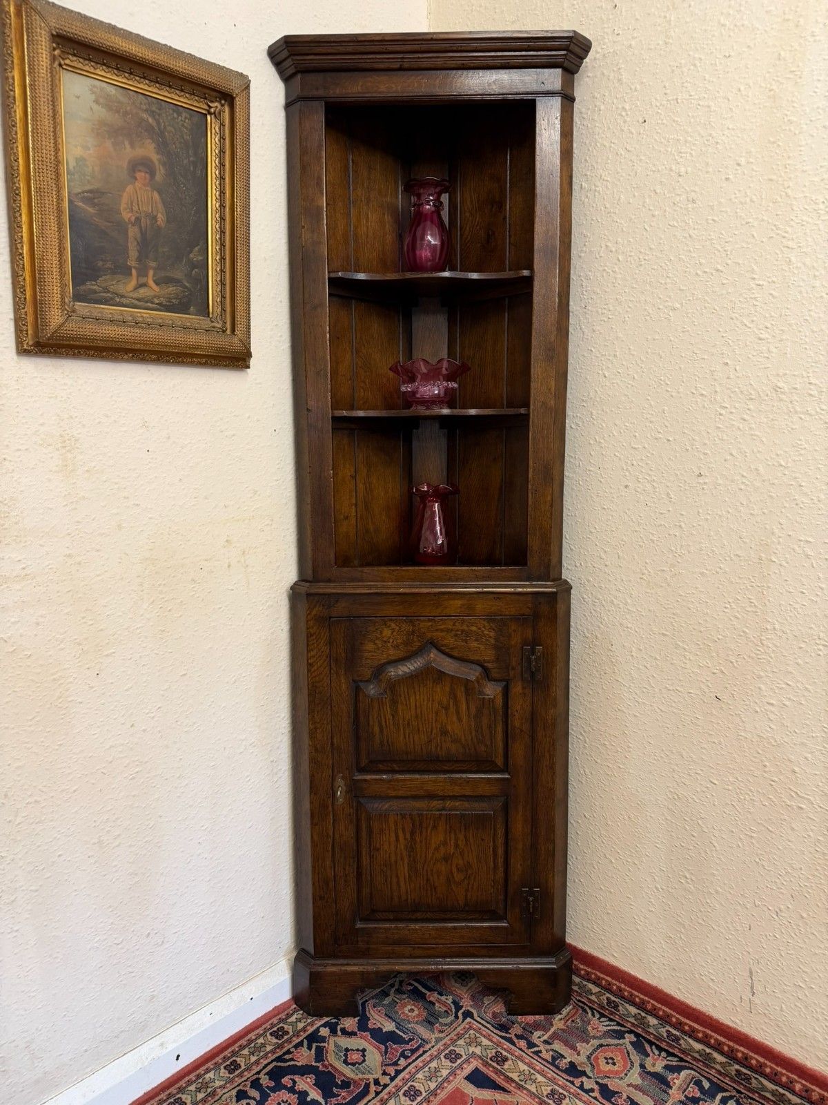 Quality Oak Corner Cupboard | Vinterior