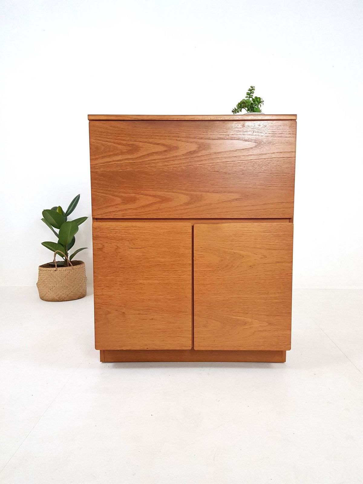 Desk / Home Office., Mid 20th Century | Vinterior