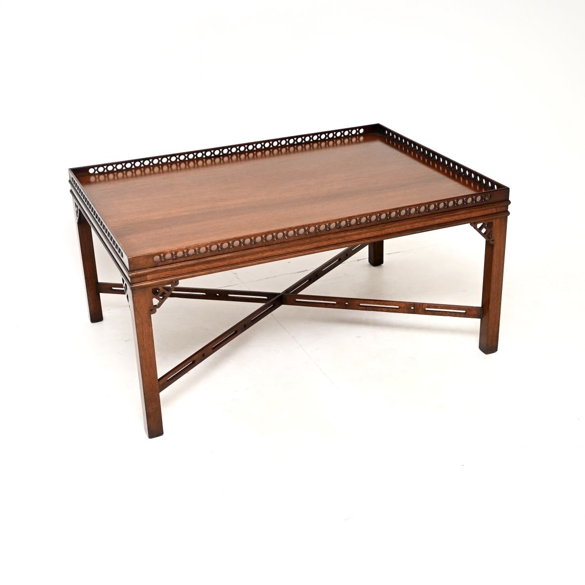 Antique Georgian Style Mahogany Coffee Table | Vinterior