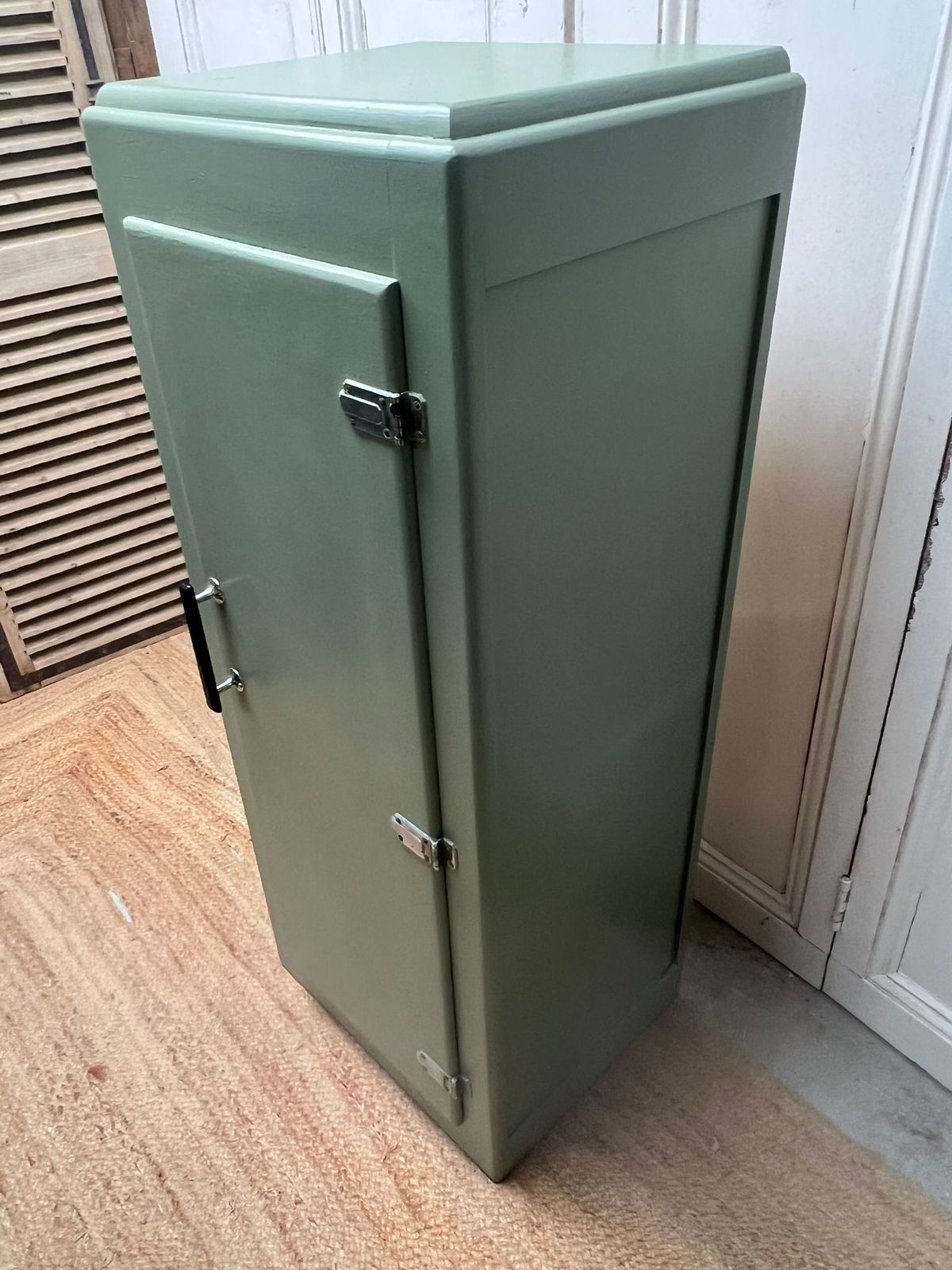 Vintage Mid Century Utility Larder Cupboard | Vinterior