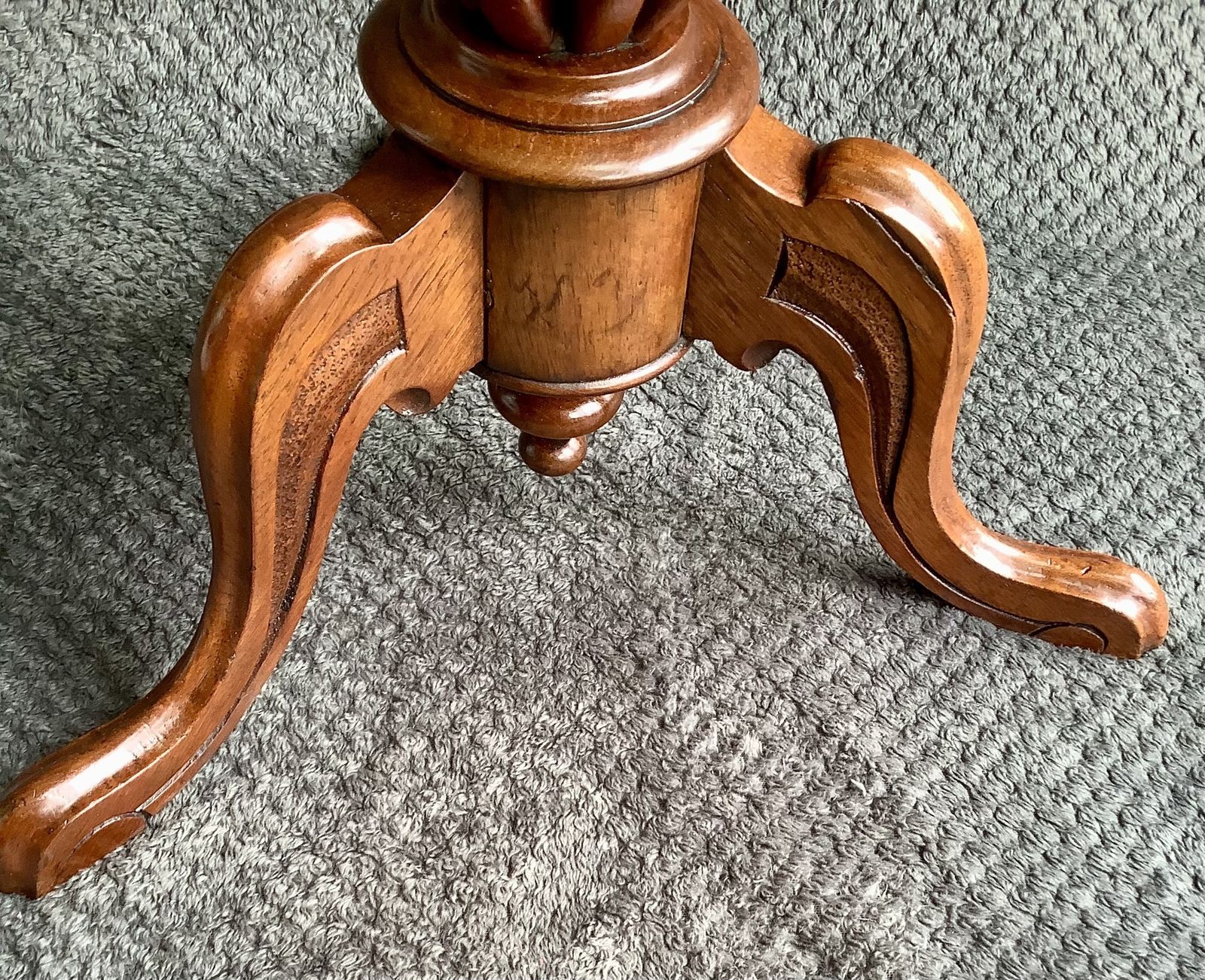 Victorian Inlaid Tilt Top Chess Table | Vinterior