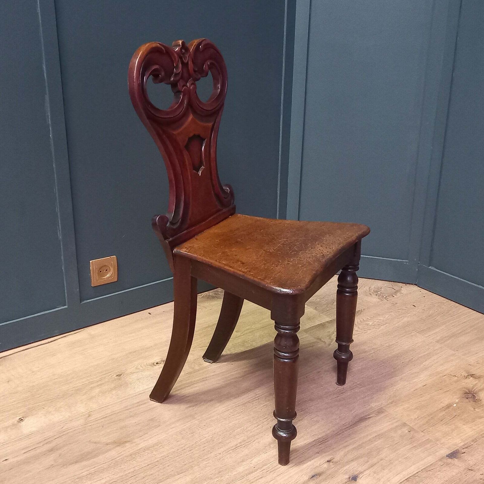 Antique English Hall Chair, 1800s | Vinterior