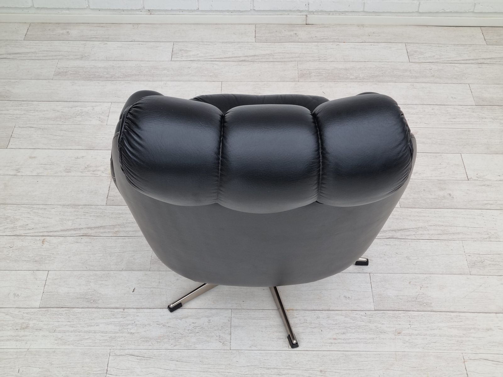 Vintage Deense Draaifauteuil In Leer, Jaren 1970 | Vinterior