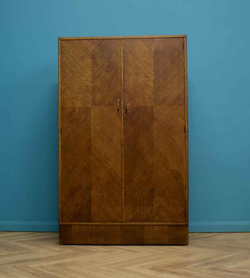 herbert e gibbs wardrobe