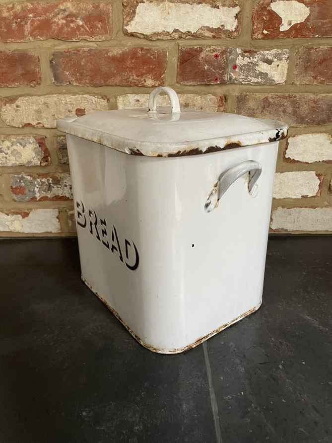old fashioned bread bin