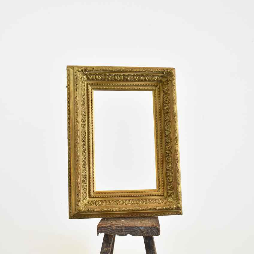 old fashioned photo frames