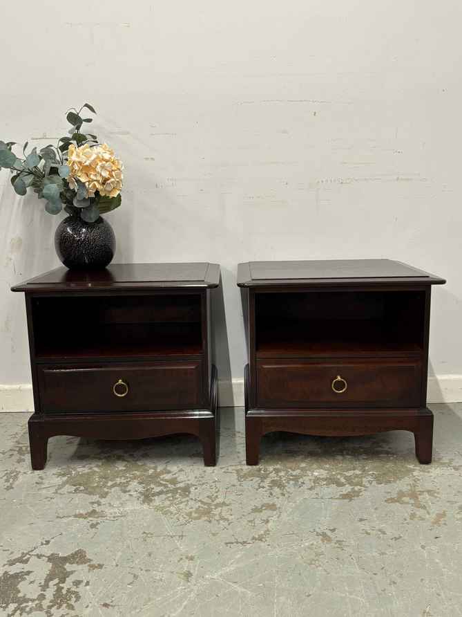 old fashioned bedside table